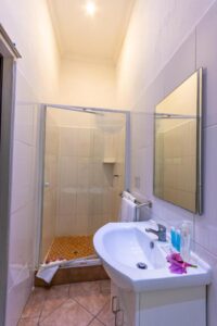 Hluhluwe Accommodation and Wildlife experience | Emdoneni Lodge